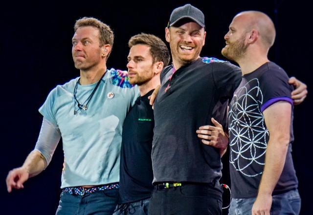 Coldplay anuncia novas datas para shows no Brasil - SBT News