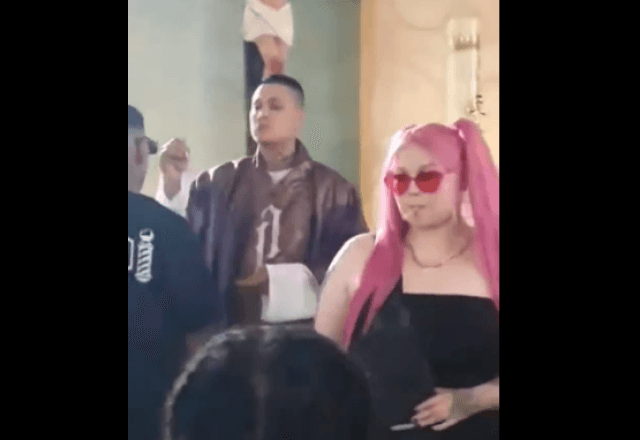 Rapper causa polêmica ao distribuir maconha como se fosse hóstia em ...