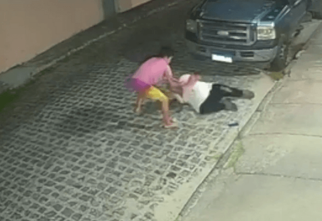 Vigilante é espancado em assalto no Recife por causa de celular - SBT News